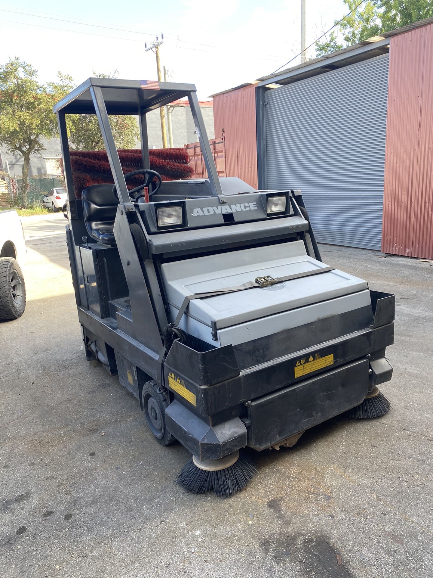 Advanced industrial Floor Sweep for Sale in Miami, FL - OfferUp