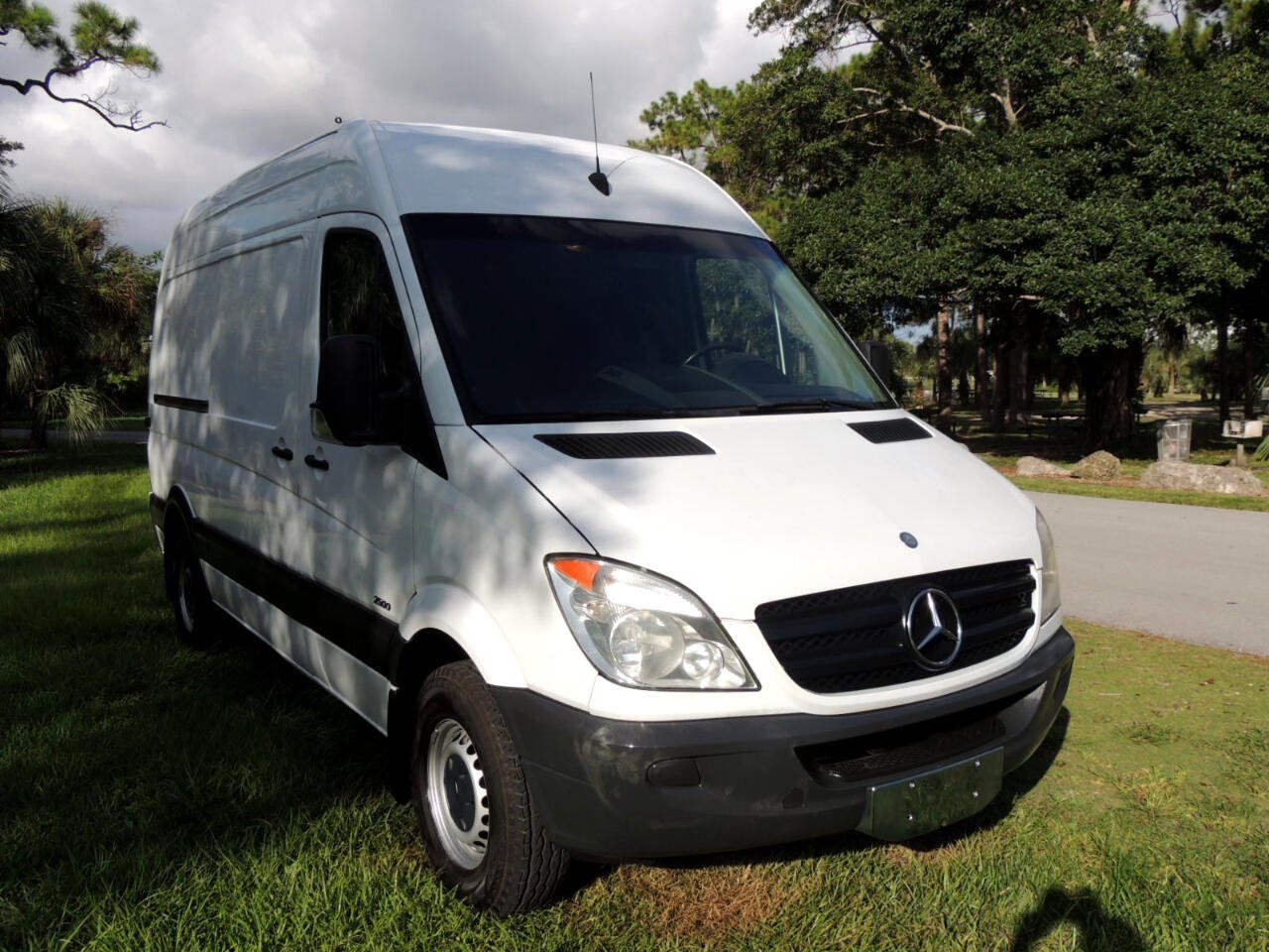 2013 Mercedes-Benz Sprinter Cargo Vans for Sale in Miami, FL - OfferUp