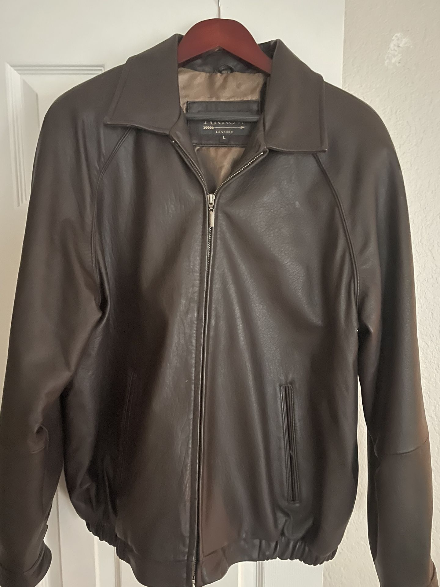 Men’s Leather Jacket - Large for Sale in Alta Loma, CA - OfferUp