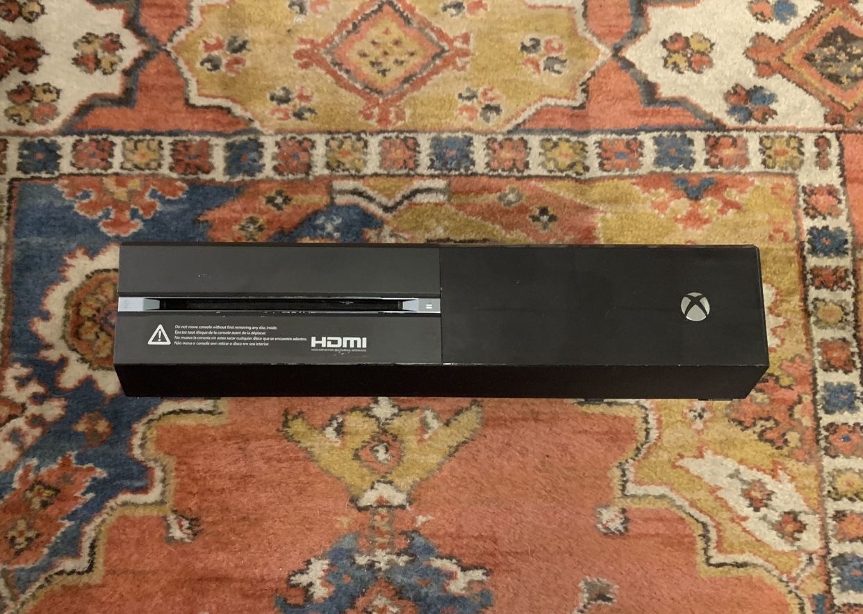 Microsoft Xbox One Launch Edition for Sale in Pasadena, CA - OfferUp