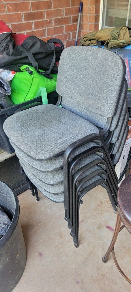 5-Padded Chairs for Sale in Cole, OK - OfferUp