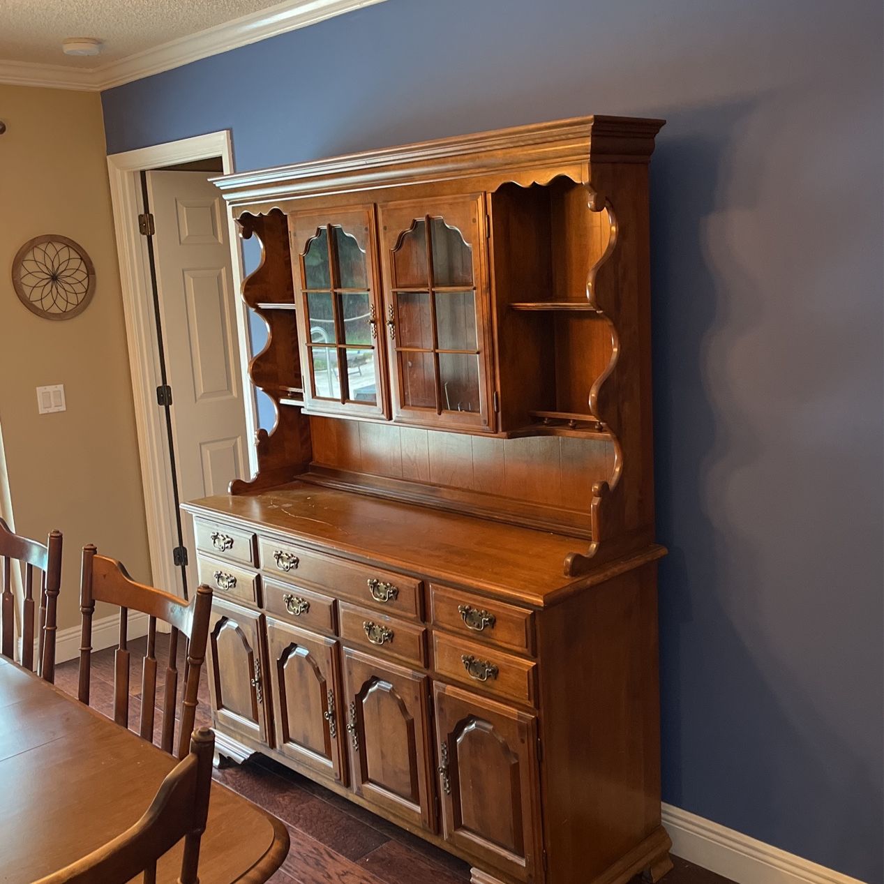 Temple Stuart Dining Room Set