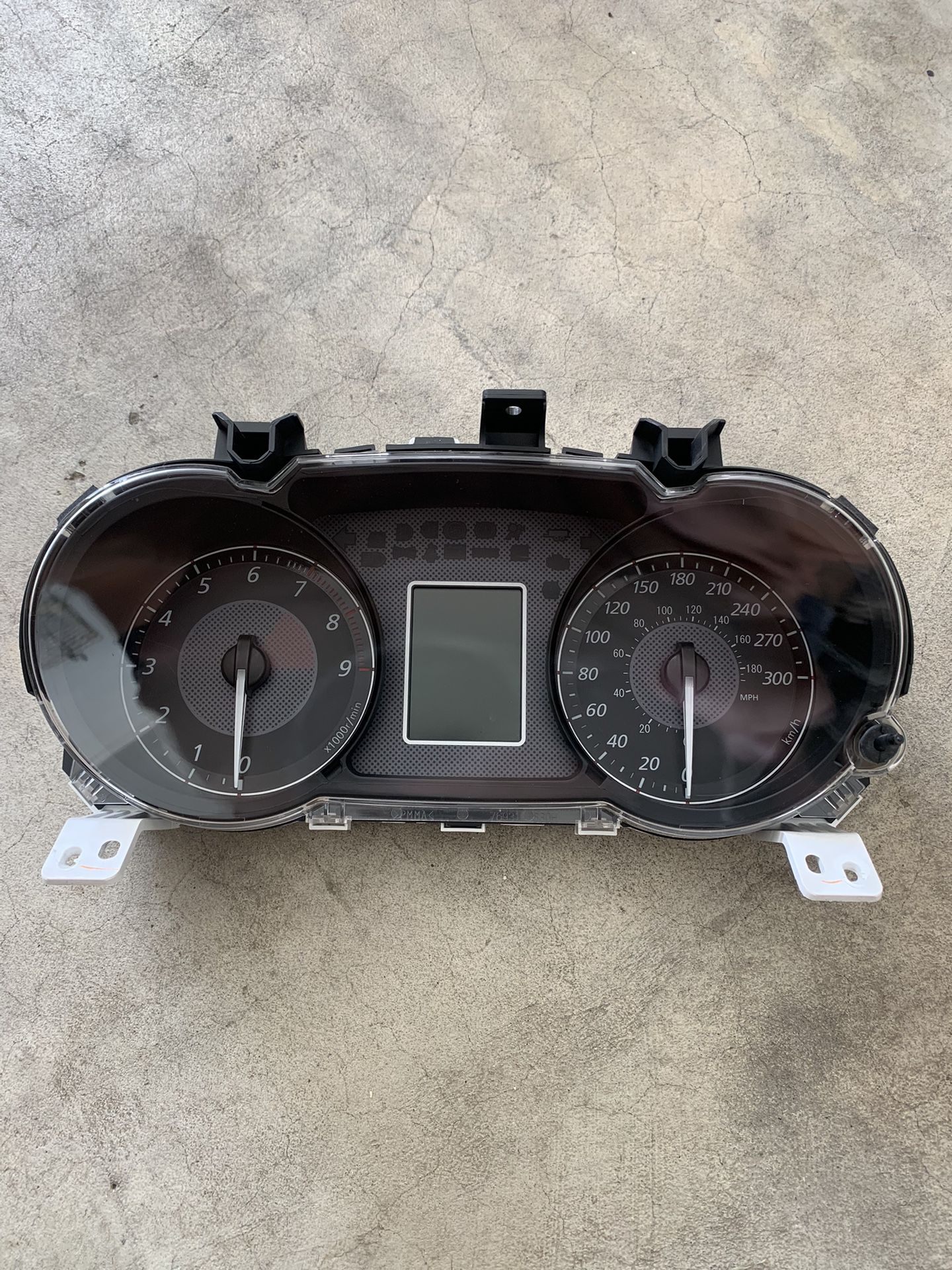 Lancer Evolution X OEM Cluster Odometer 105,000 Kilometers - Evo 10 for ...