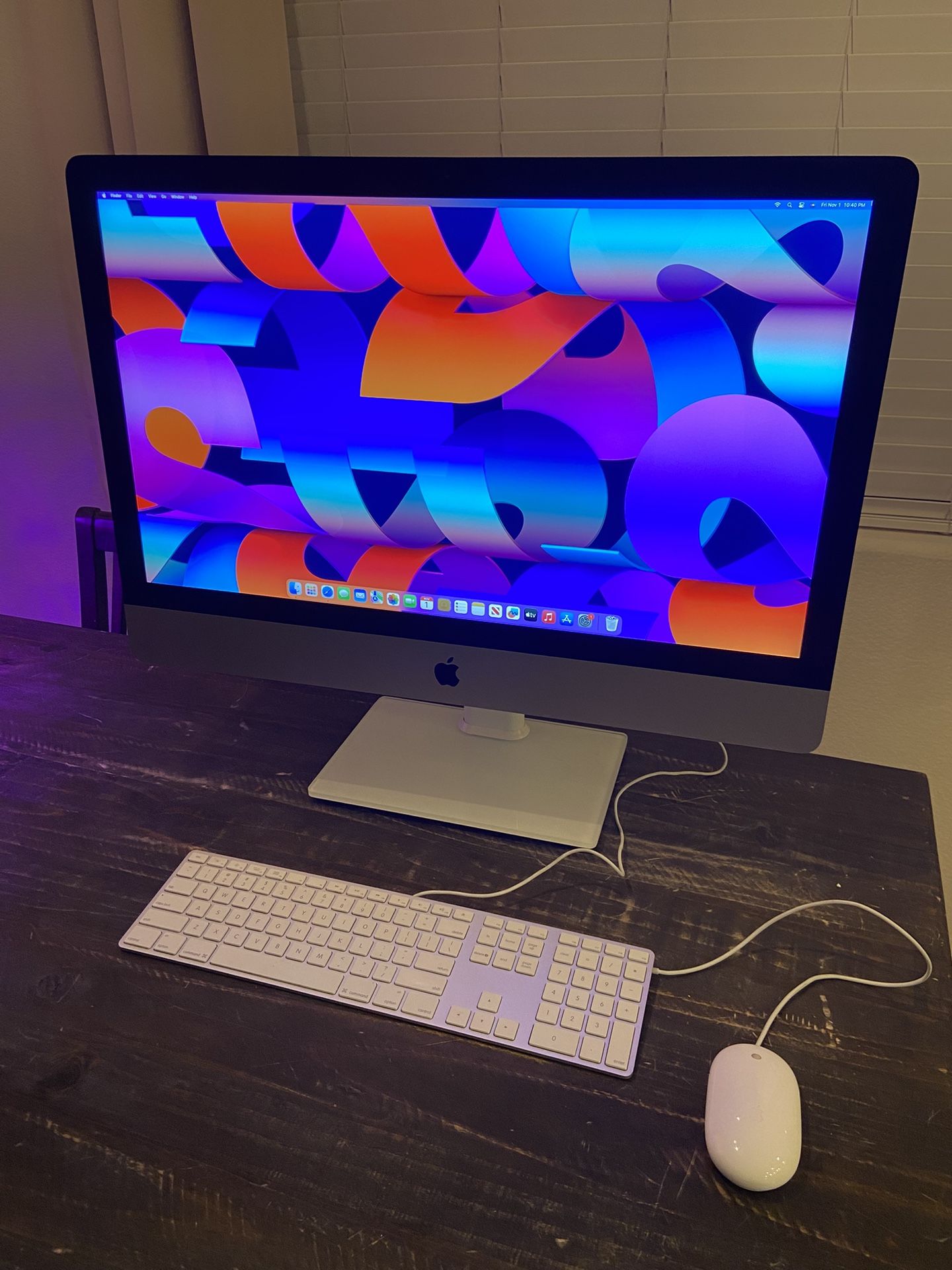 2017 Apple iMac 27-inch 5K Retina display 4.2ghz Quad-core i7 Processor ...