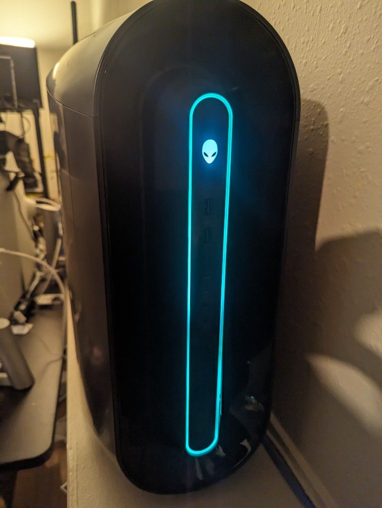 Alienware Gaming Desktop (Ryzen 5900, Liquid Cooled, 64GB RAM, RTX 3070 ...