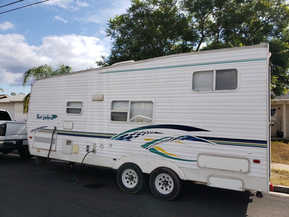 Keystone toy hauler trailer for Sale in Santee, CA - OfferUp
