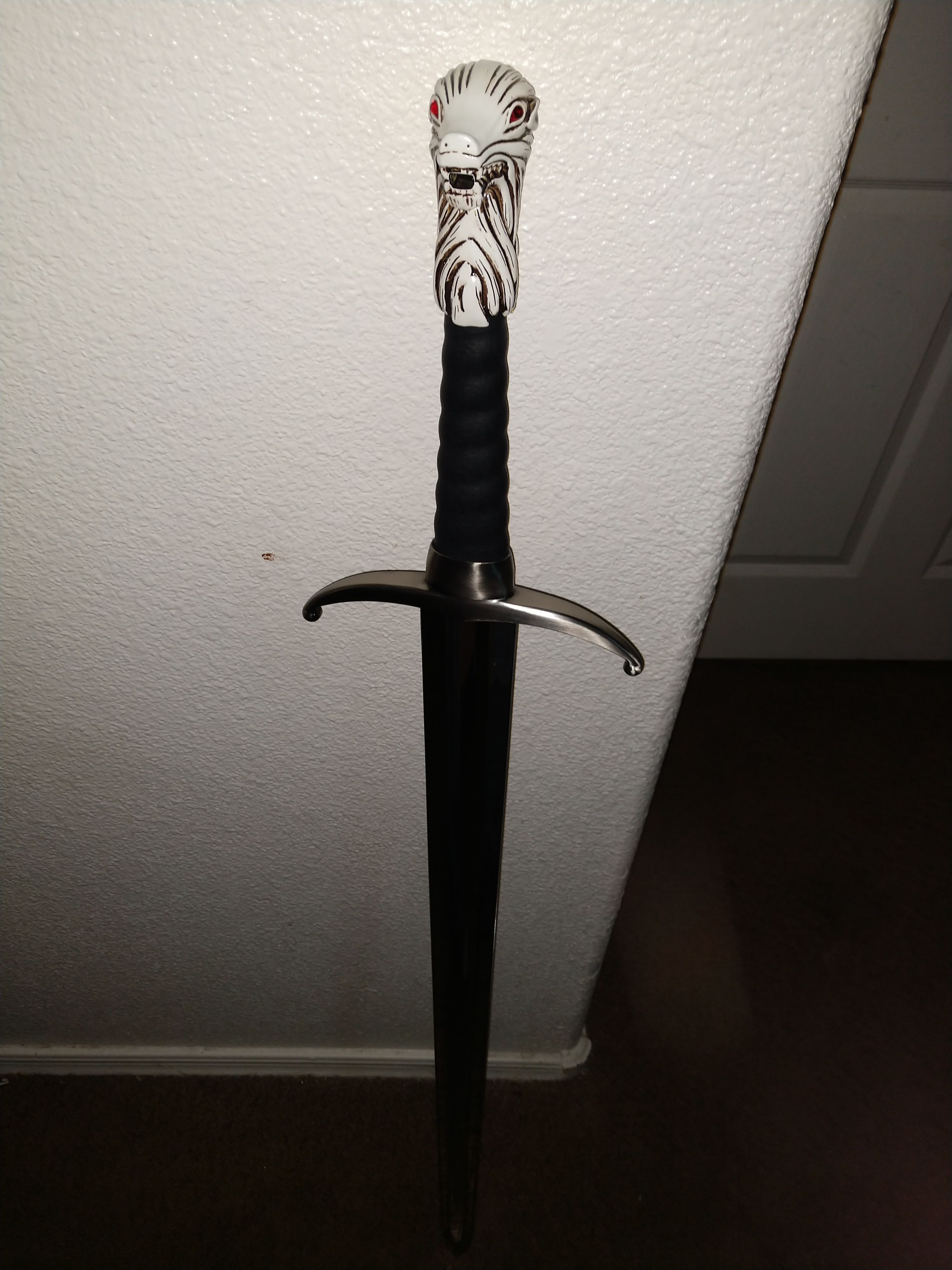 Longclaw Sword Replica