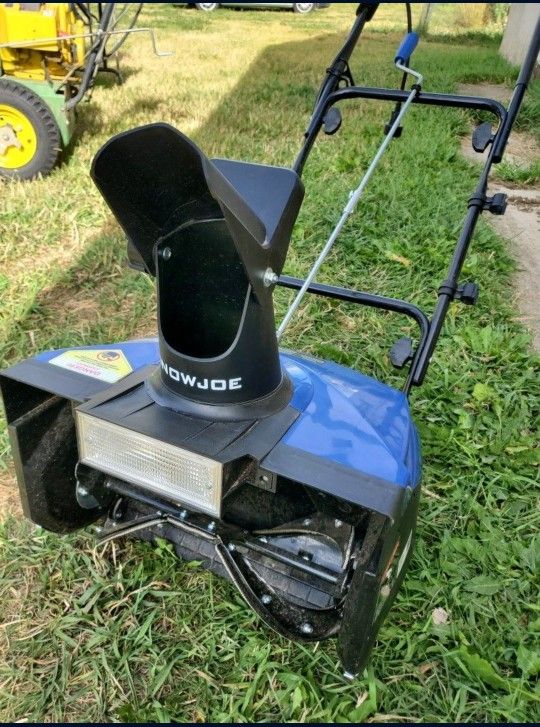 Snow Joe ELECTRIC Snowblower SJ623E for Sale in Chama, NM - OfferUp