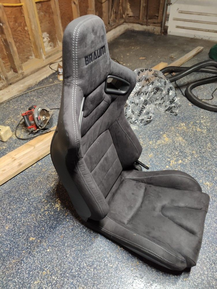 Pair Of Braum Graphite Racing Seats for Sale in Lindenhurst, NY - OfferUp