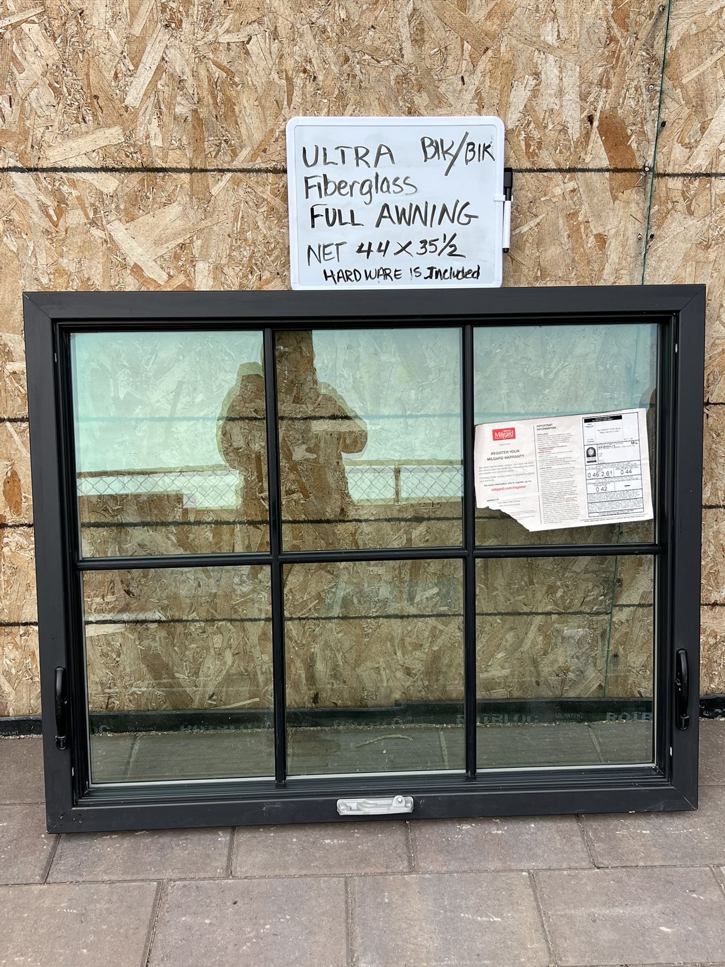 44 X 35 1/2 Milgard Awning Ultra Fiberglass for Sale in Seattle, WA ...