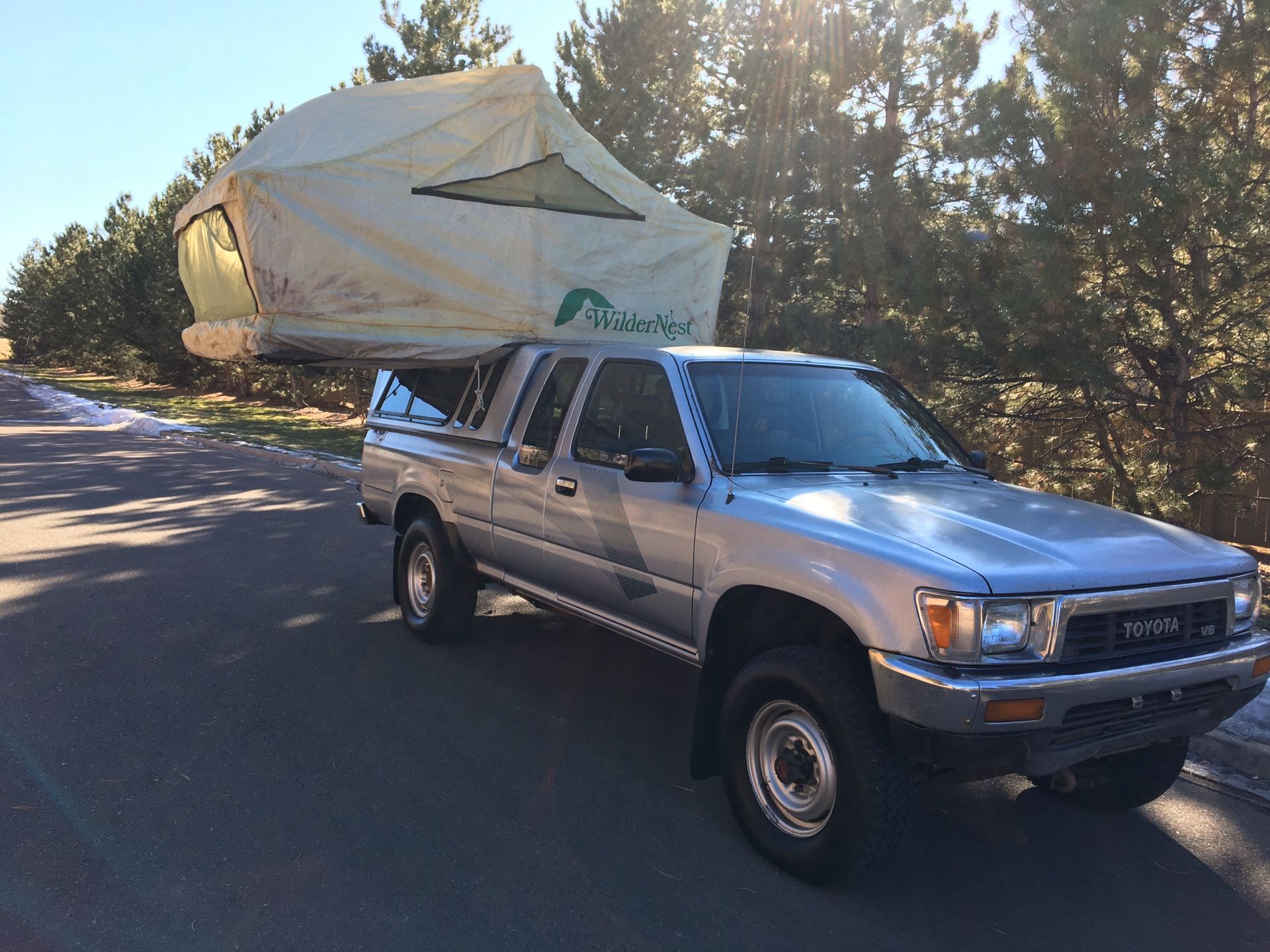 1989 Toyota truck 4WD with wildernest camper for Sale in Lone Tree, CO ...