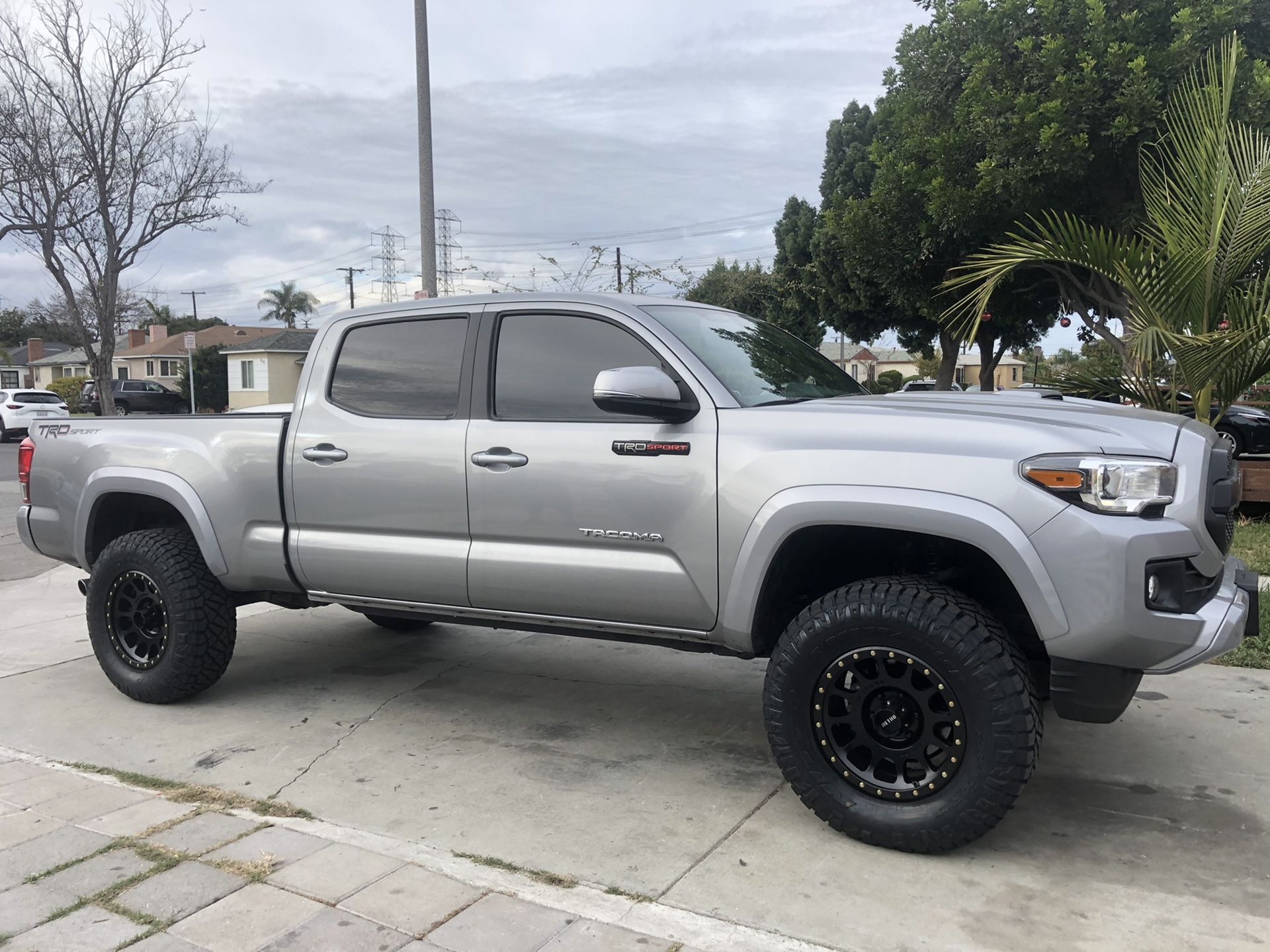 Brand new 2020 method mr305 nv wheels with nitto ridge grappler 285/70 ...