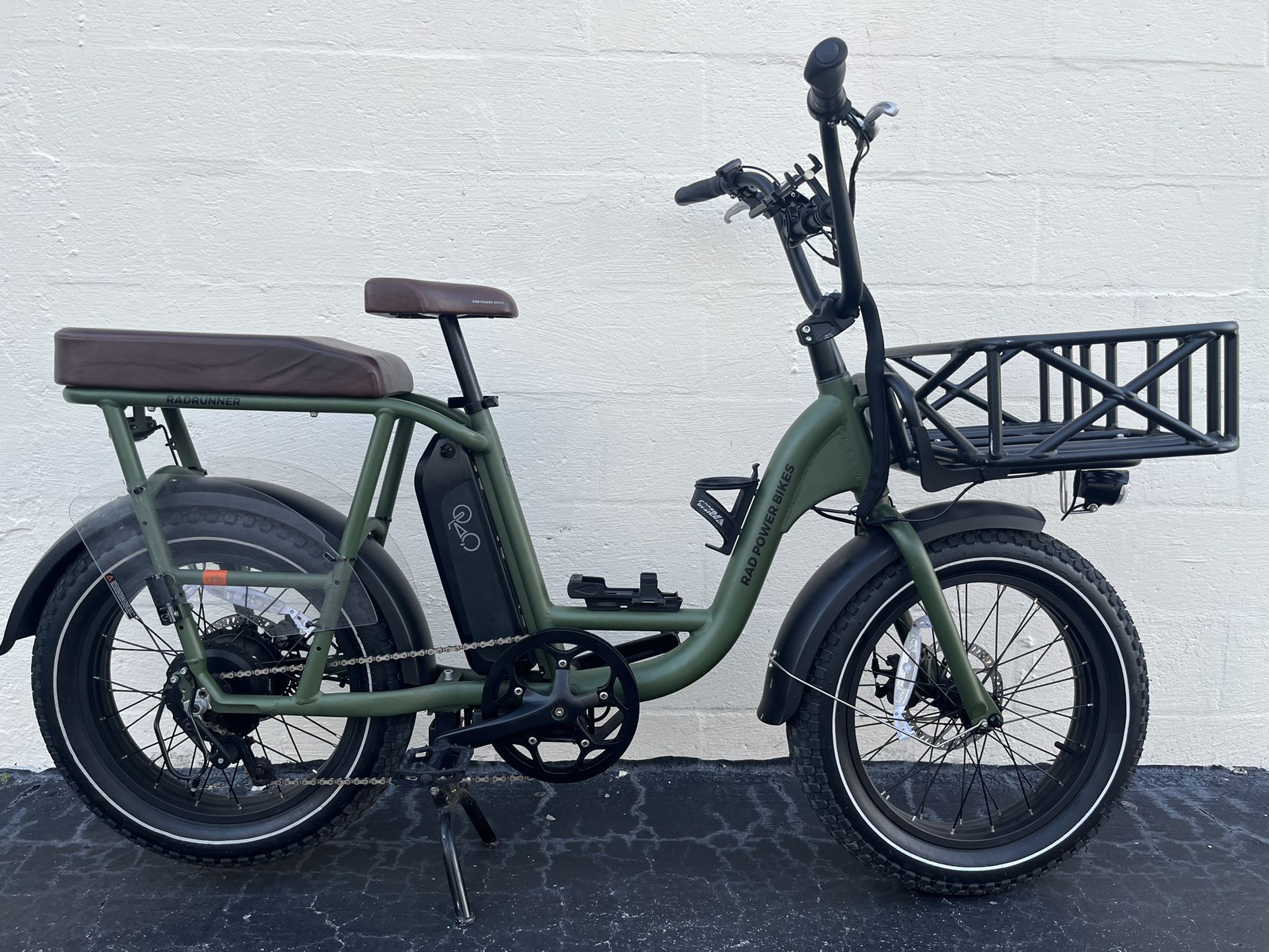 Rad Power Rad Runner 2 - Like New for Sale in Miami, FL - OfferUp