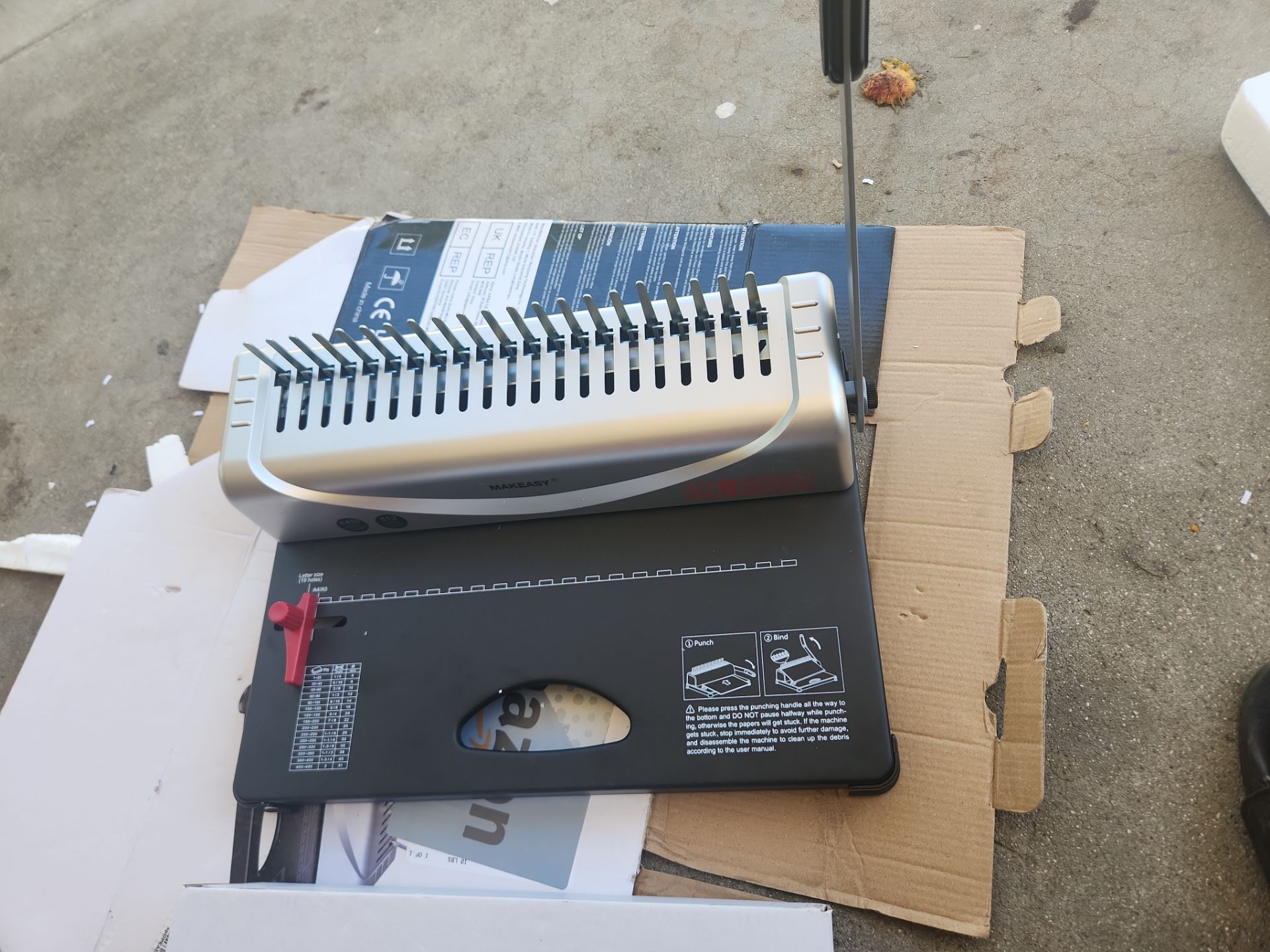 21-hole binding machine, 450 sheets, binding machine with 1 box of ...