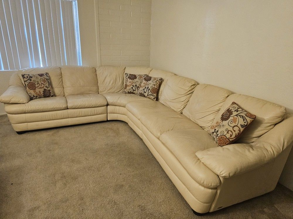 Sectional - Soft Italian Leather for Sale in Mesa, AZ - OfferUp
