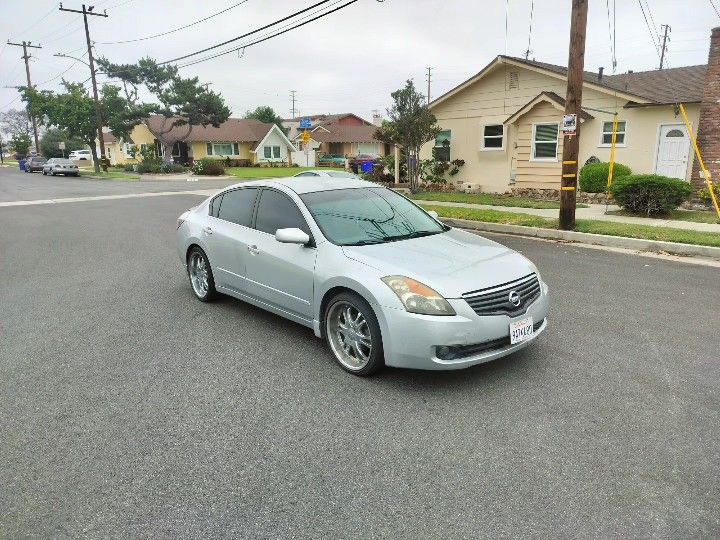 2008 Nissan Altima for Sale in Anaheim, CA - OfferUp