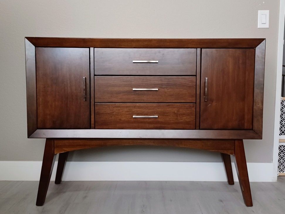 MCM Style Buffet for Sale in Las Vegas, NV - OfferUp