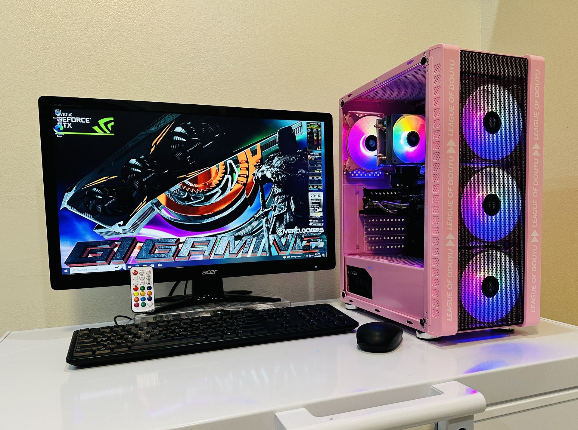 NEW GIGABYTE Gaming PC. CPU AMD 8 Core FX8 @3,5GHz. GPU AMD R9 290 4G ...