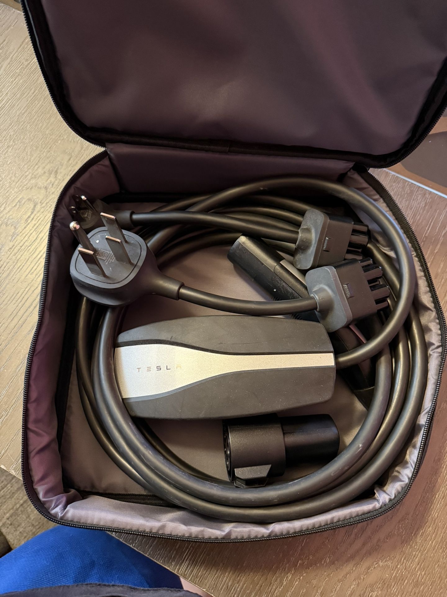 TESLA CHARGER WITH 110v & 220v ADAPTERS for Sale in Pomona, CA - OfferUp