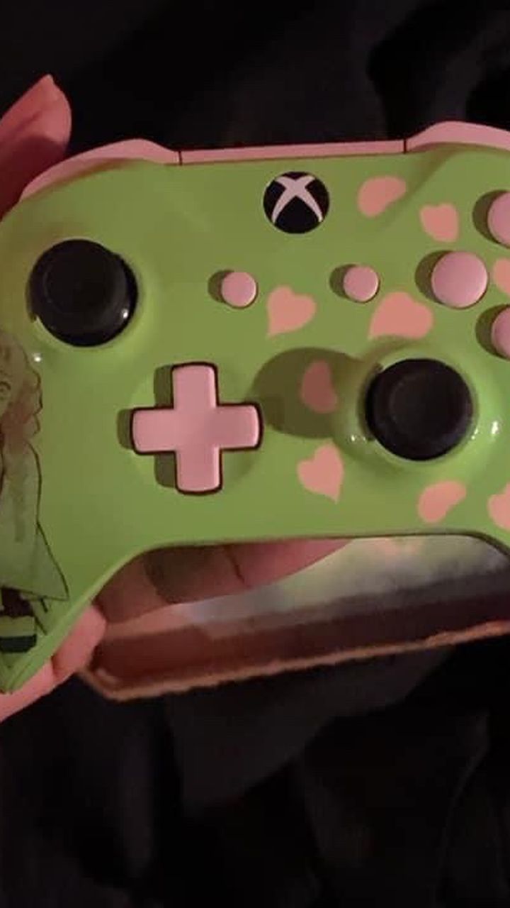 Demon Slayer Mitsuri Xbox Controller for Sale in Brockton, MA - OfferUp