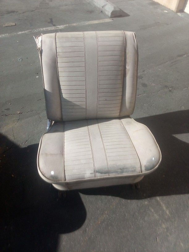 60s Style Gm Bucket Seats for Sale in Las Vegas, NV - OfferUp