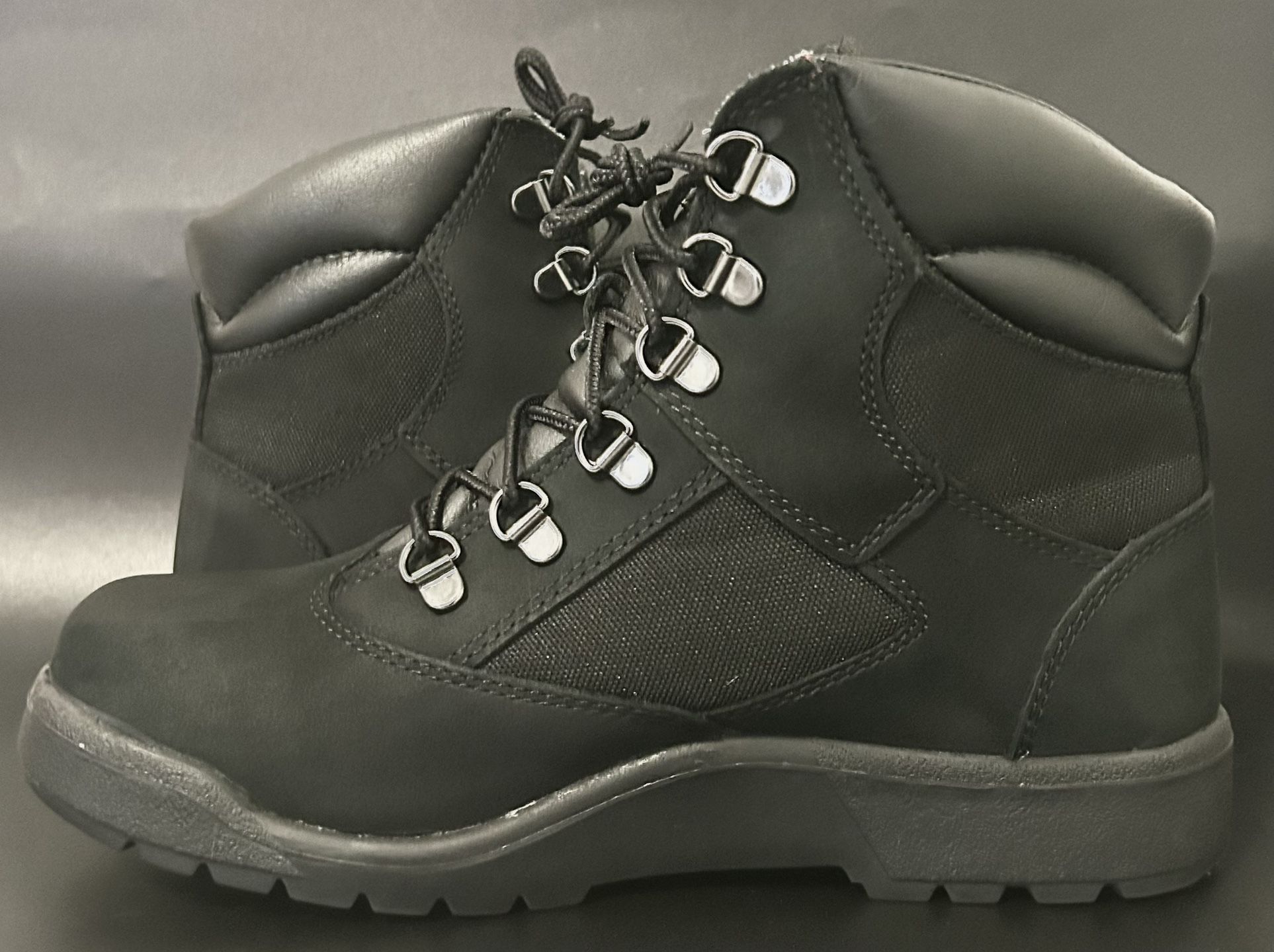 Timberland 6 Field Boots Boys Grade School Size 7 For Sale In The Timberland 6 Field Boots Boys Grade School Size 7 For Sale In The