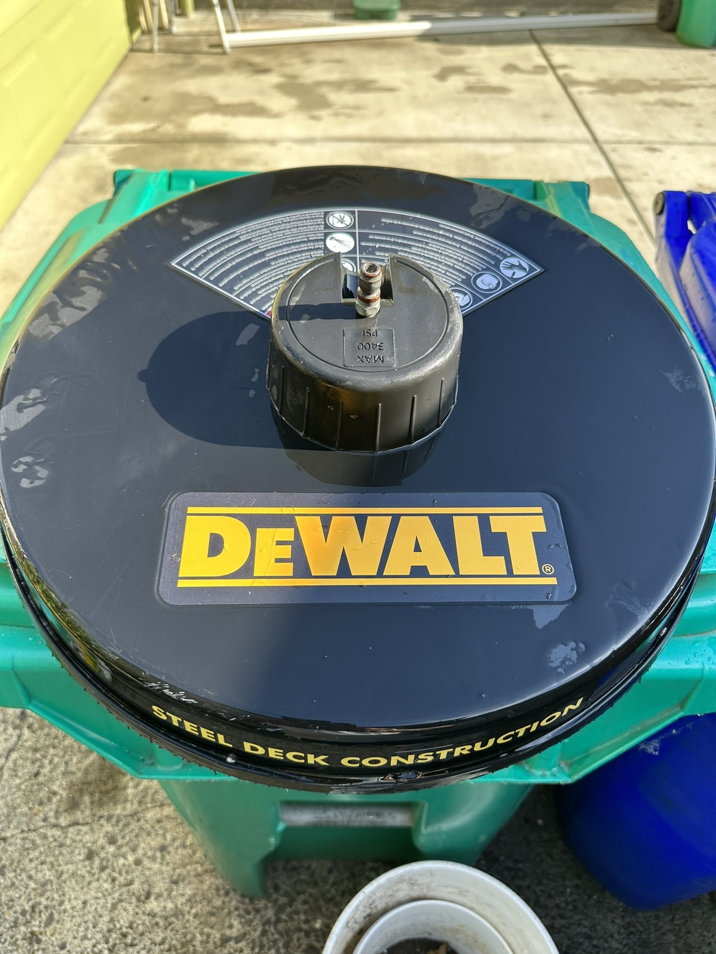 Dewalt Pressure Washer Disk 18” For Driveways And Concrete Walkways ...