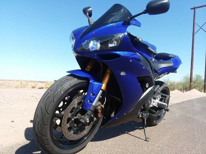 2006 Yamaha R1 blue for Sale in Mesa, AZ - OfferUp