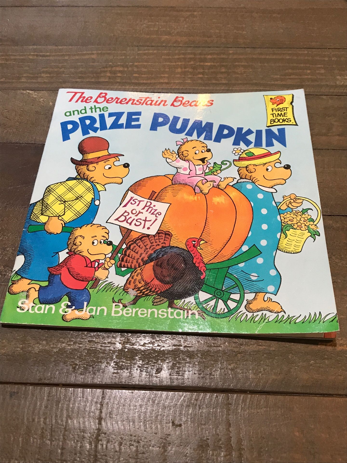 Berenstain Bears and the Prize Pumpkin Book - $2!! for Sale in Long ...