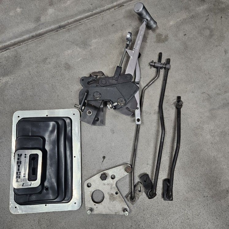Mr Gasket Vertical Gate Shifter for Sale in Mesa, AZ - OfferUp