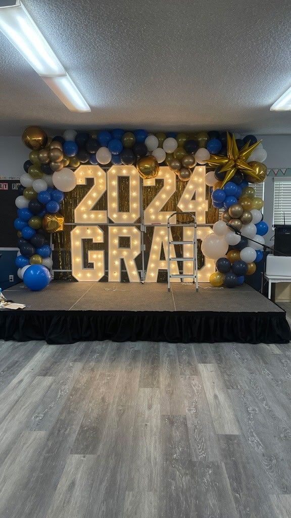 Stage for Sale in Long Beach, CA - OfferUp