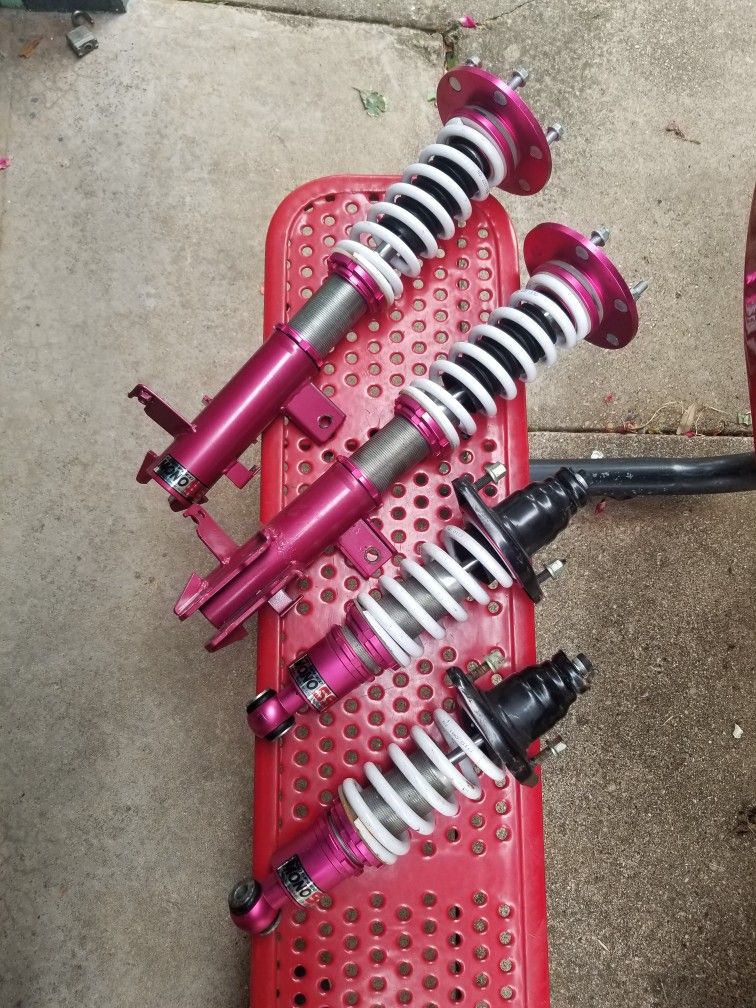 Lowering Shocks For Chevrolet Hhr / Trax for Sale in Dallas, TX - OfferUp