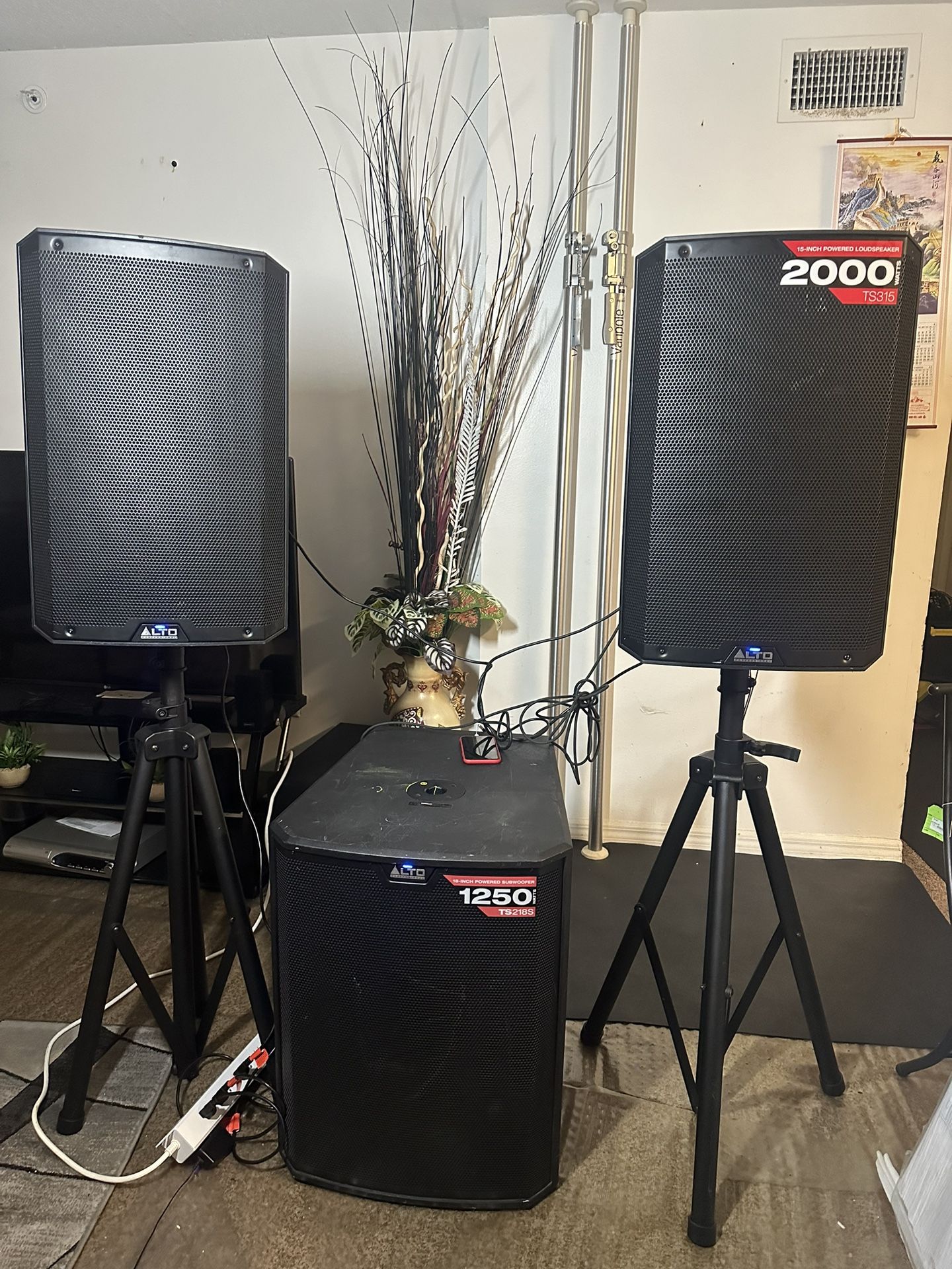 Alto Dj Speaker Set 2 Powered Speaker 2000watt 15inch One Subwoofer ...