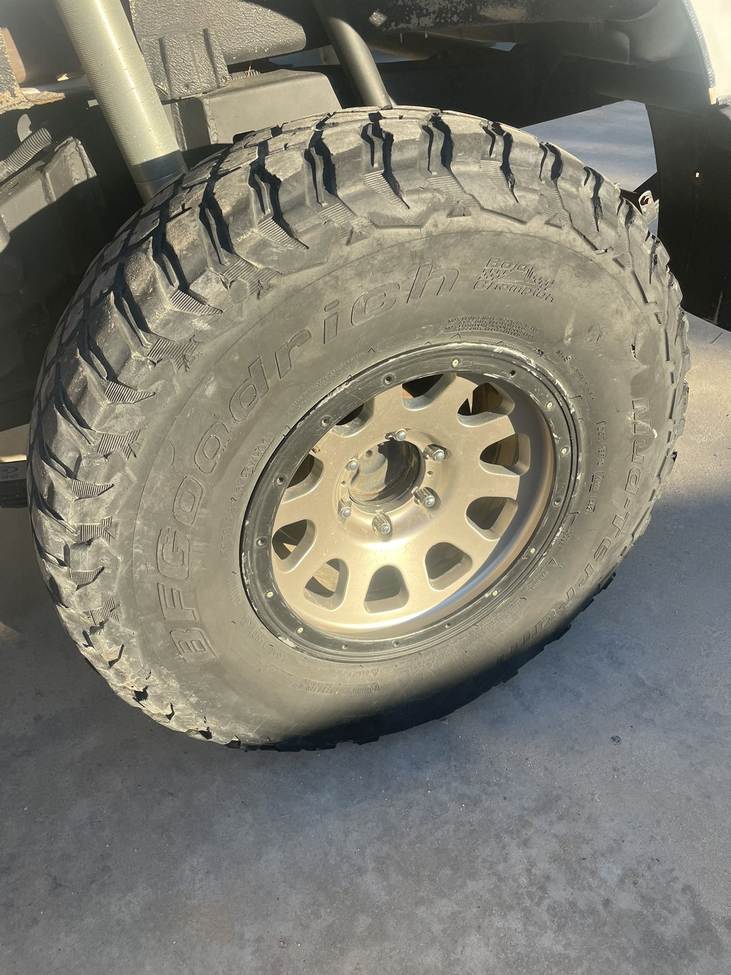 255 85 16 Tacoma Wheels And Tires for Sale in Lakeside, CA - OfferUp