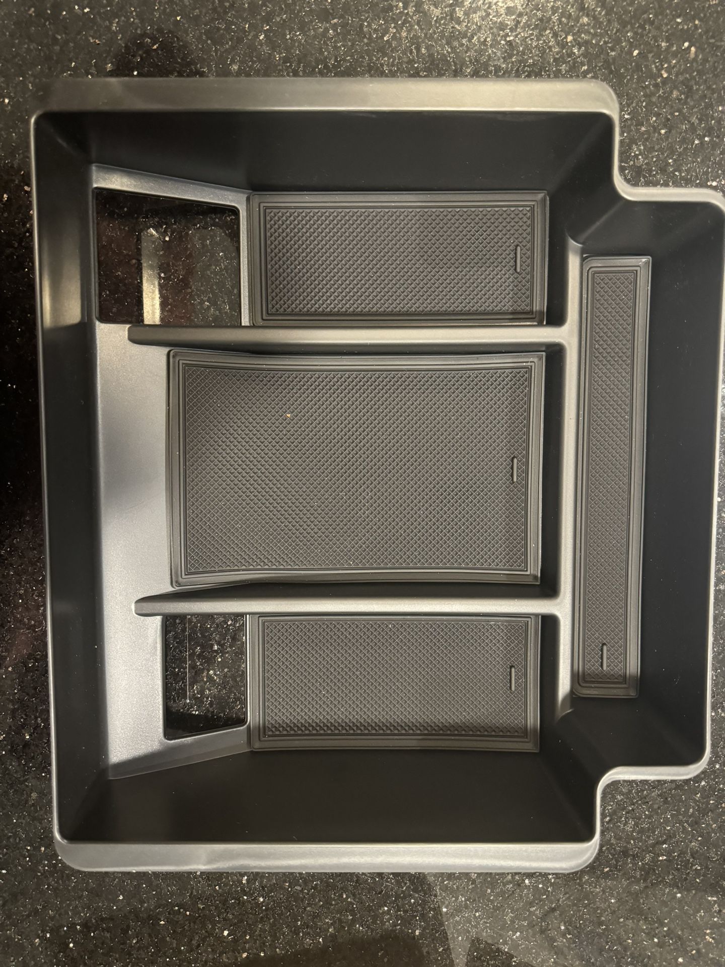 2023 Chevy Silverado Center Console for Sale in Garland, TX - OfferUp