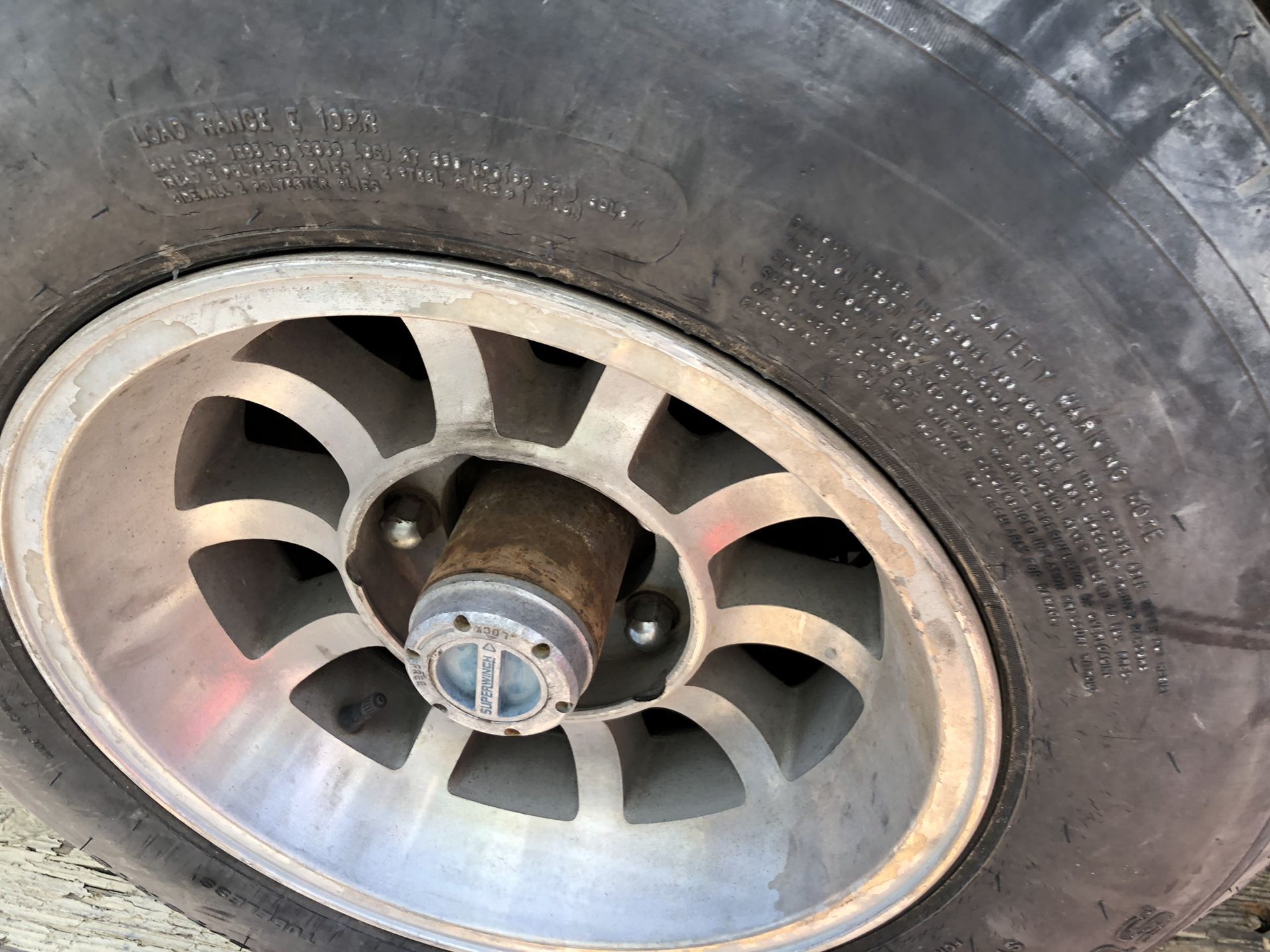 Vintage western bullet rims wheels set 5x5.5 Ford 15x8.5 tires Bronco ...