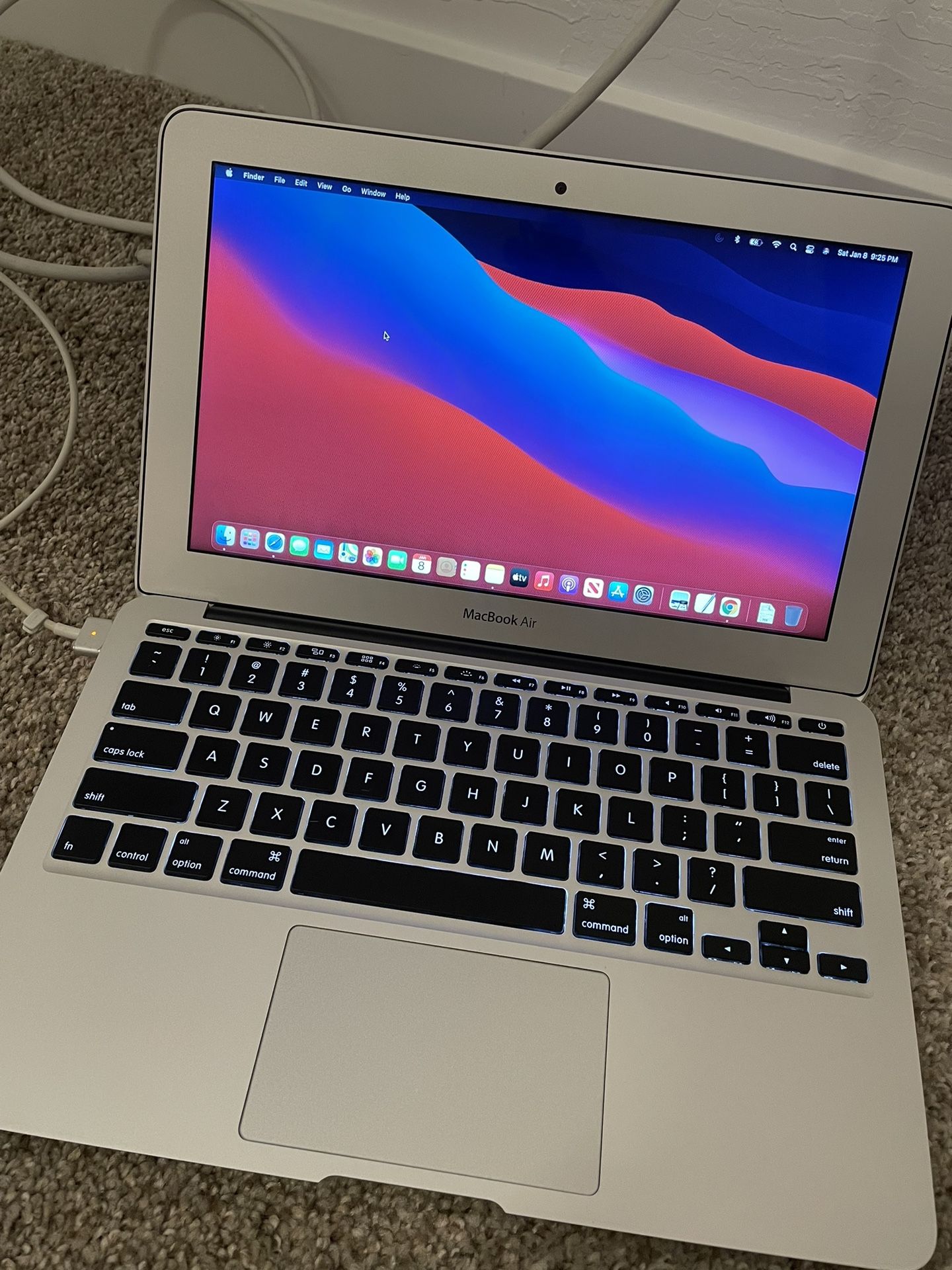 Apple MacBook Air 11 Inch for Sale in Buckeye, AZ - OfferUp
