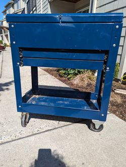 2 Drawer Rolling Work Bench/Toolbox for Sale in Bellingham, WA - OfferUp