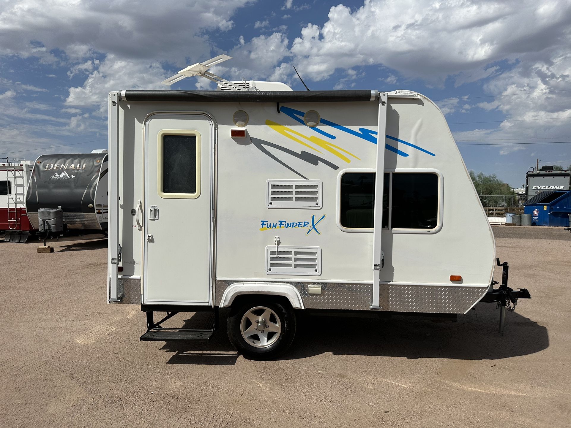 2006 Fun Finder Travel Trailer for Sale in Apache Junction, AZ - OfferUp