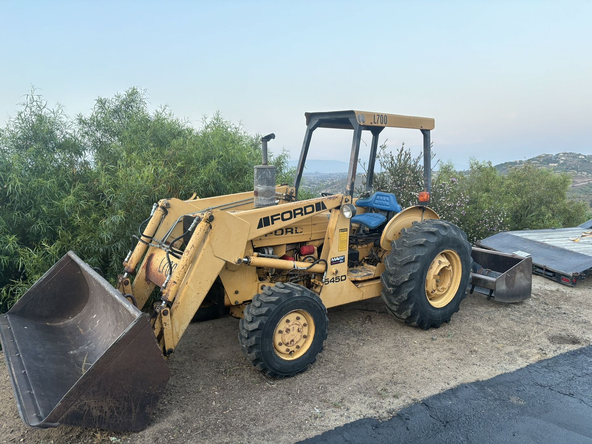 Ford 545D Skip Loader 4x4 for Sale in Bonsall, CA - OfferUp