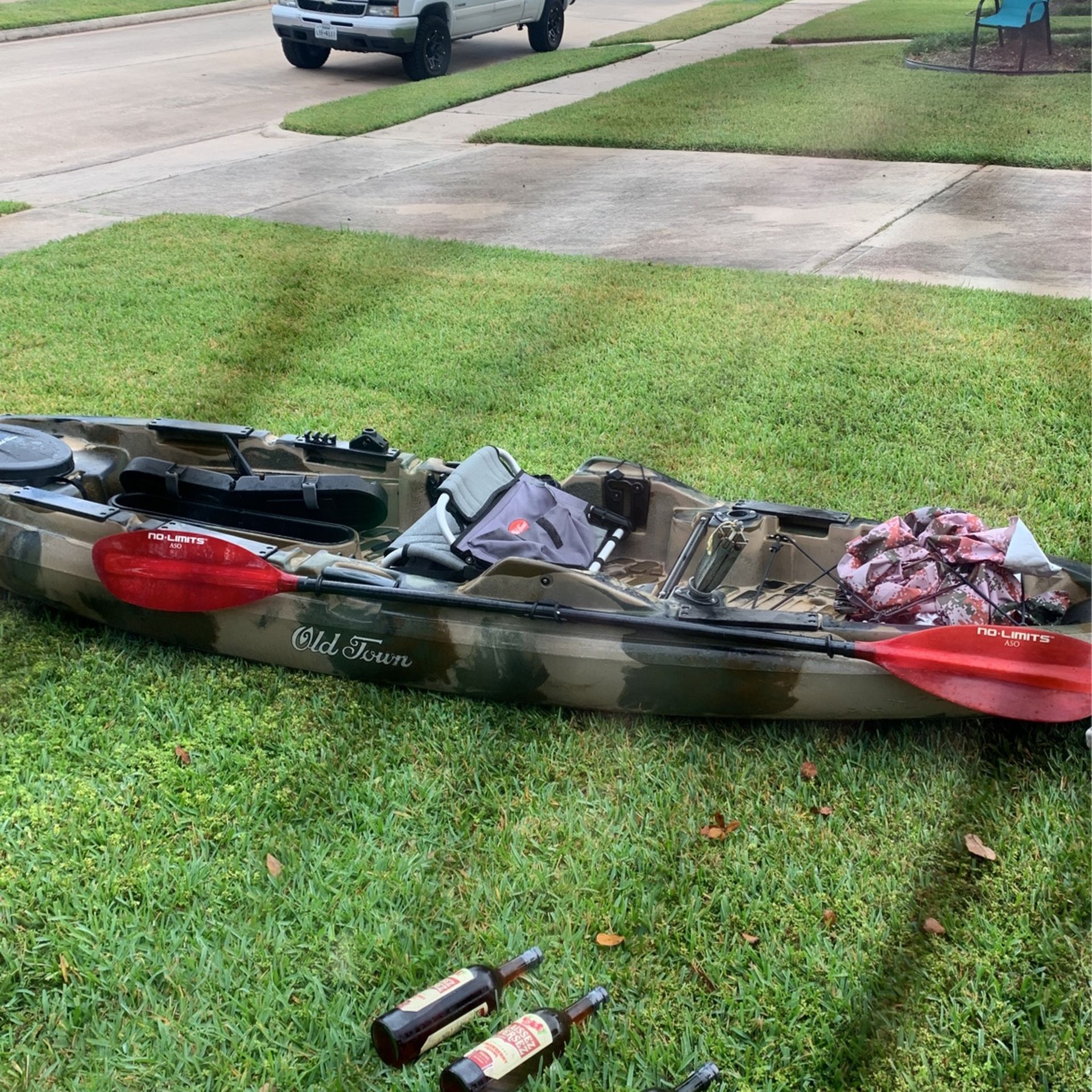 Old Town Predator 13 Fishing Kayak for Sale in Richmond, TX - OfferUp
