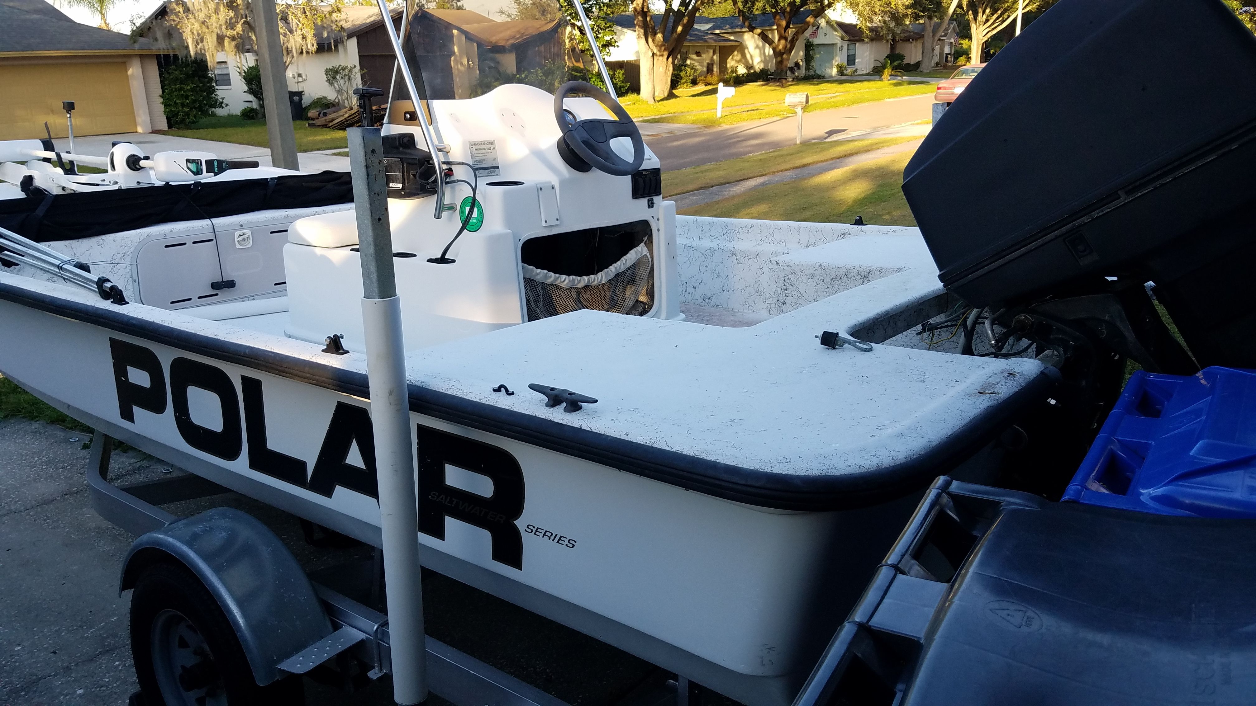 1999 Polar saltwater skiff 18ft length x 7 ft wide for Sale in Valrico ...
