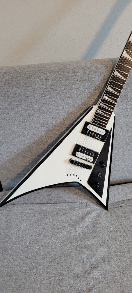 Jackson Guitar Randy Rhoads JS32 for Sale in Gulfport, FL - OfferUp