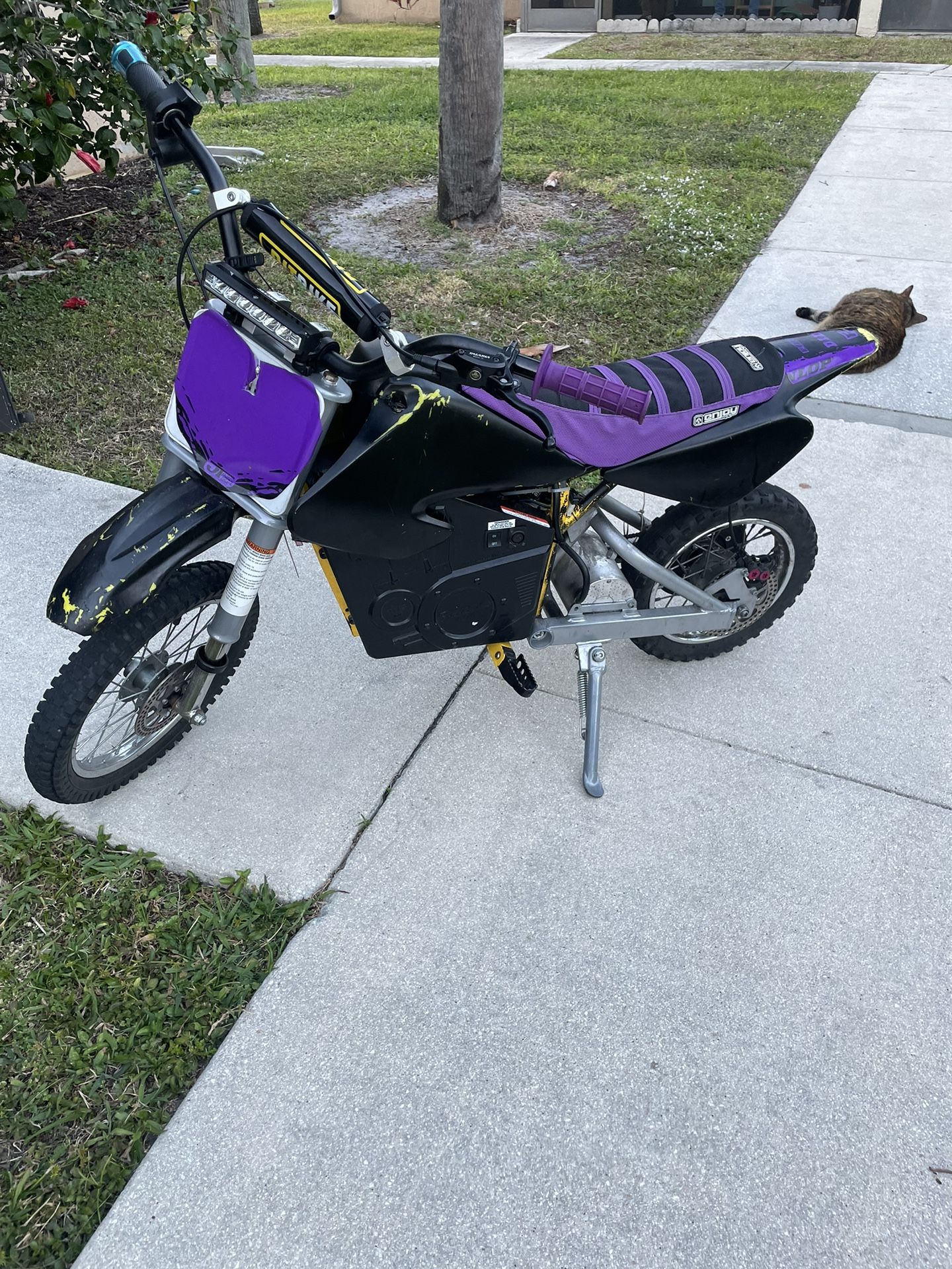 Modded Razor for Sale in Deerfield Beach, FL - OfferUp