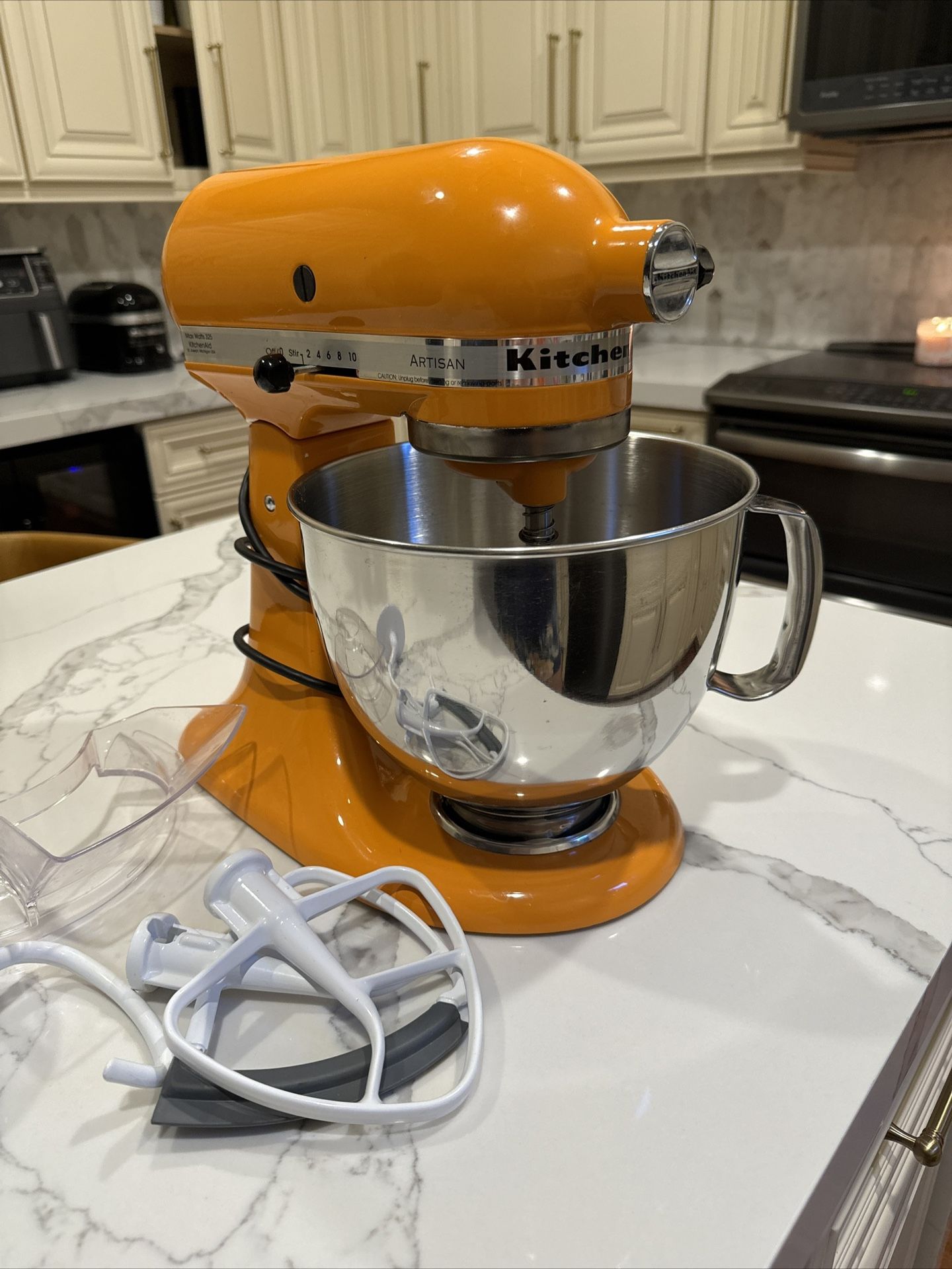 Orange Kitchenaid Artesian Mixer for Sale in Fort Lauderdale, FL - OfferUp