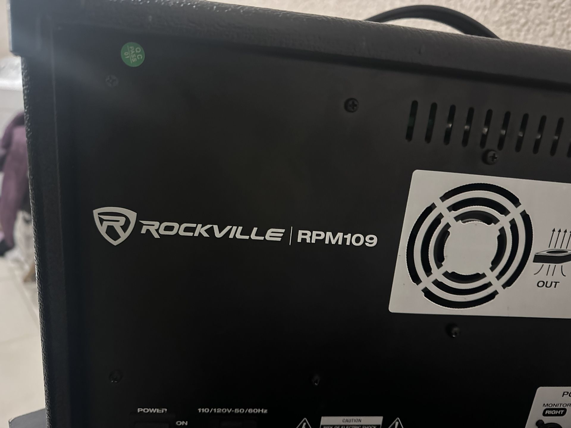 Rockville 4800 Watts Power Mixer 12 Channels for Sale in Calexico, CA ...