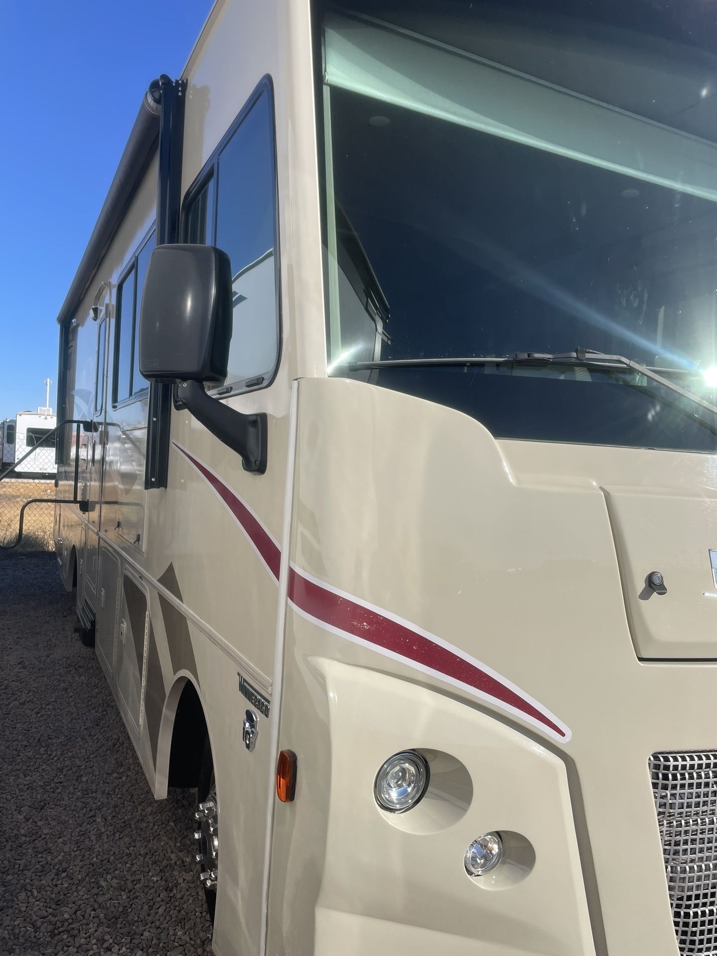 2018, Winnebago Vista 27 Foot Class A Motorhome for Sale in Mesa, AZ ...