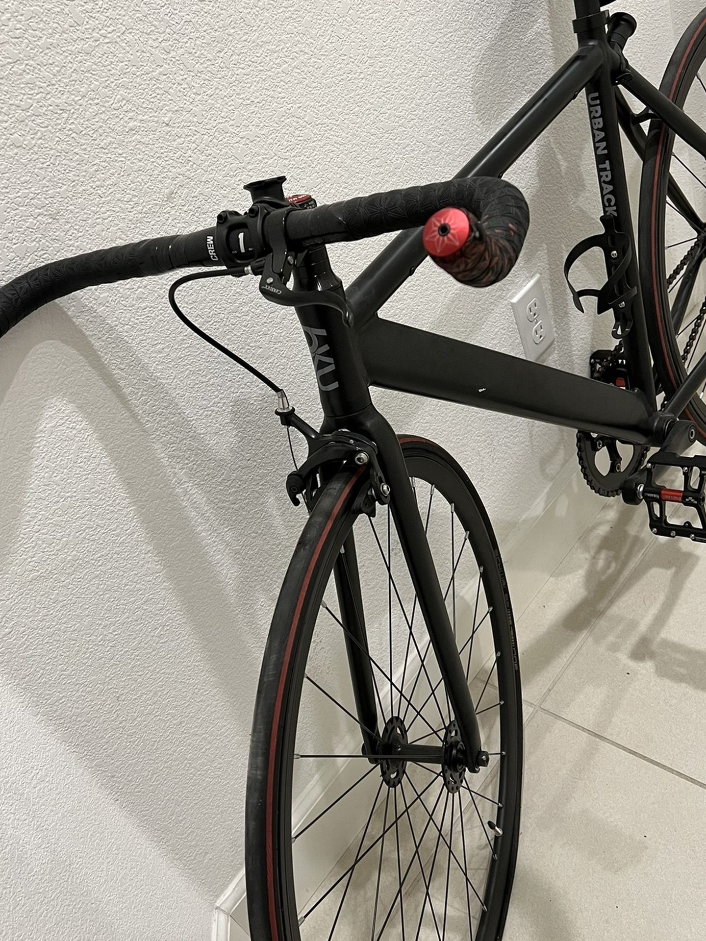 6KU Urban Track Bike (52) for Sale in Newark, CA - OfferUp