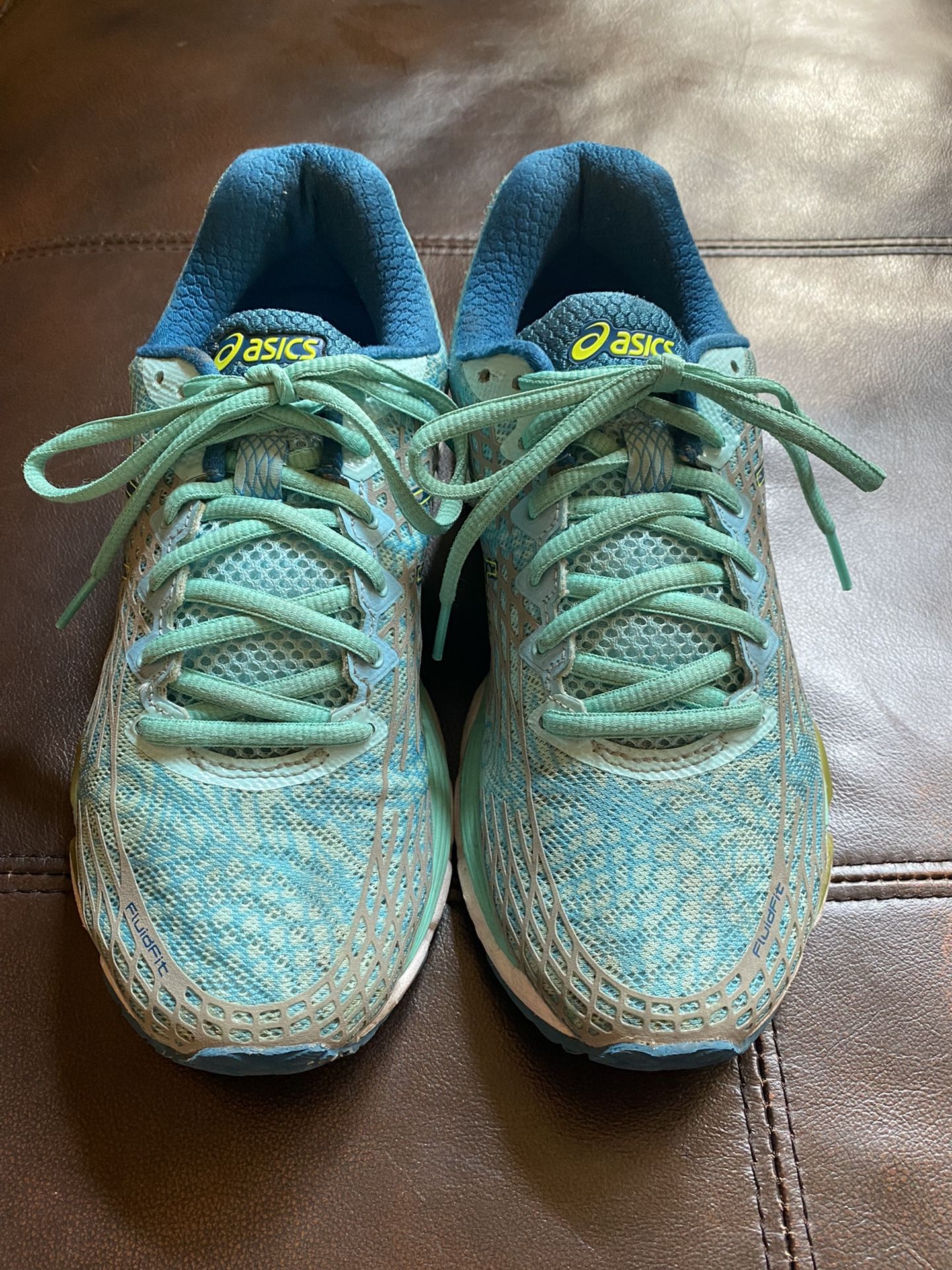 Asics Guidance Line Running Shoes for Women in Size 7.5 for Sale in ...