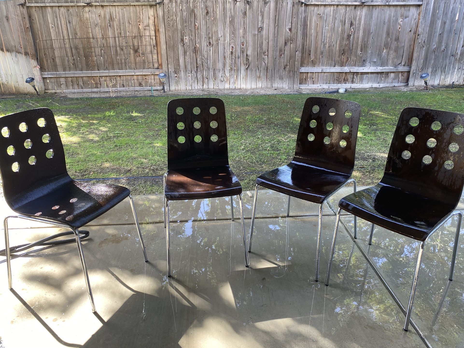 Nine Hole Chairs Excellent for Sale in Bakersfield, CA - OfferUp